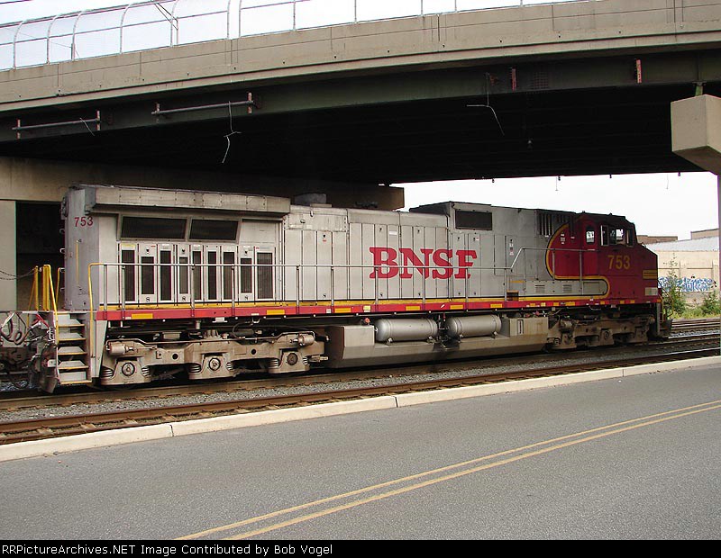 BNSF 753